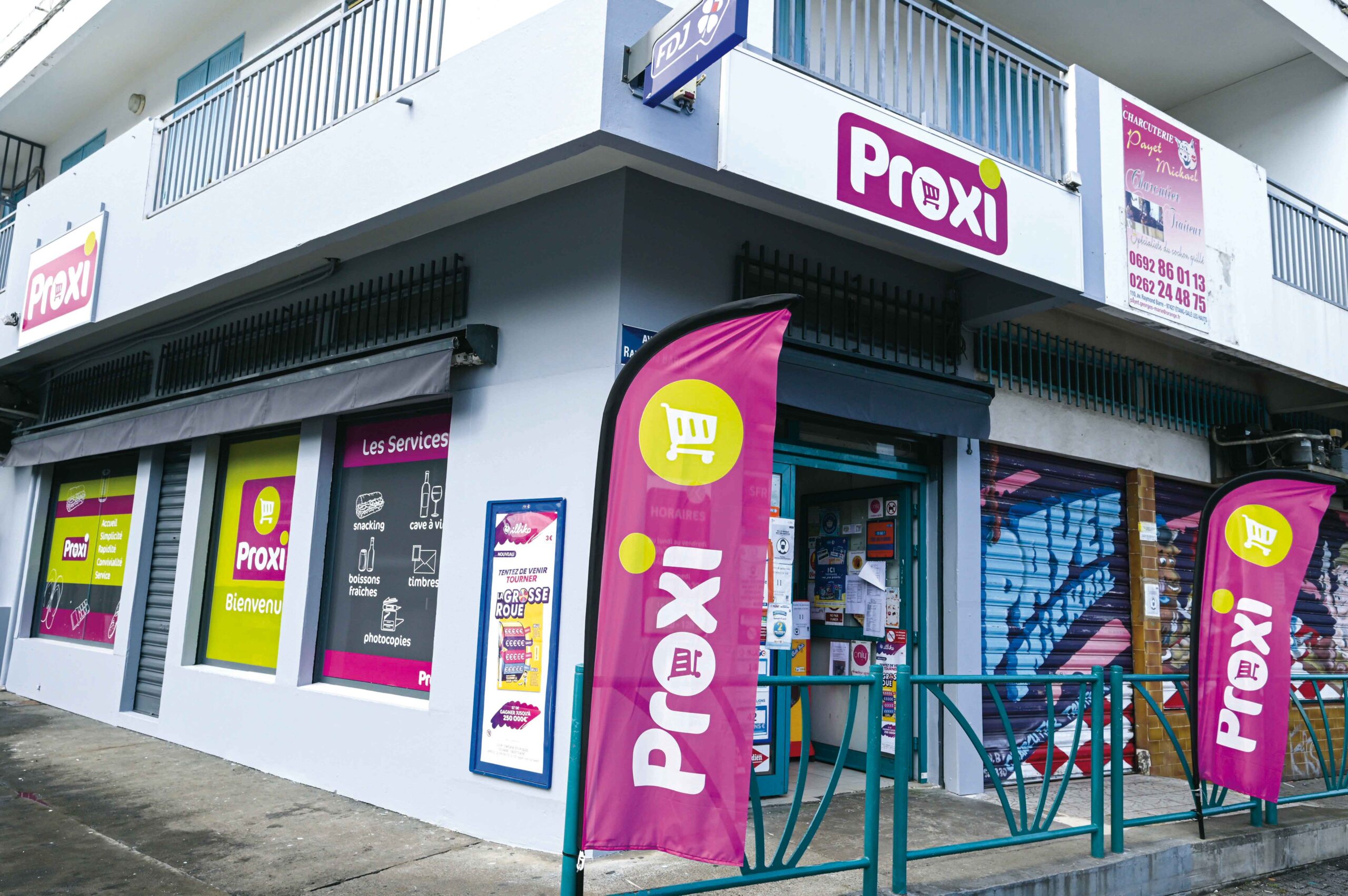 PROXI : UNE GRANDE ENSEIGNE POUR LES PETITS COMMERCES - Leader Réunion
