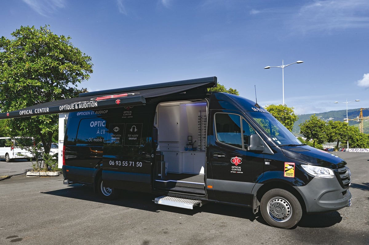 OC Mobile : « Optical Center se rapproche de vous ! » - Leader Réunion