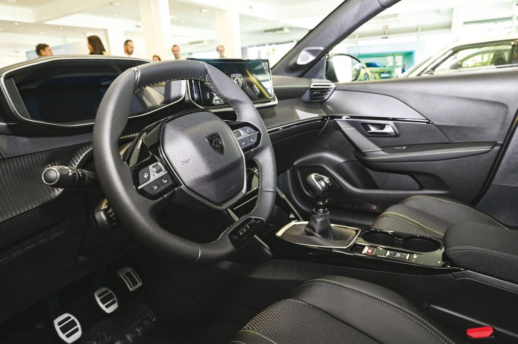 La Nouvelle PEUGEOT 208 se réinvente - Leader Réunion